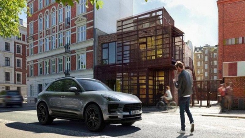 Porsche'den artırılmış gerçeklik uygulaması: Porsche AR Visualizer ...